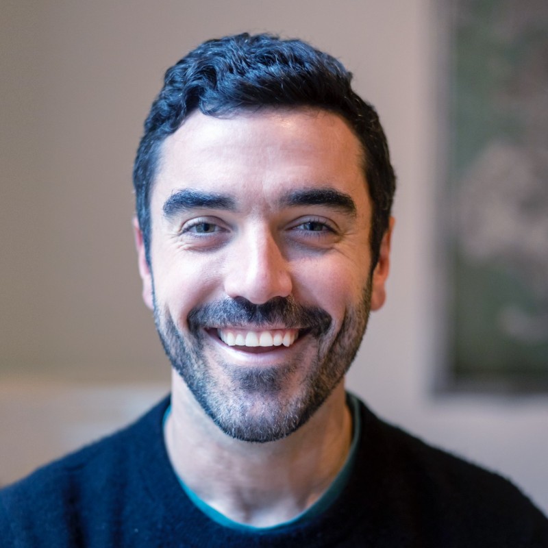 OASIS - Perfect Writing. Zero Effort.